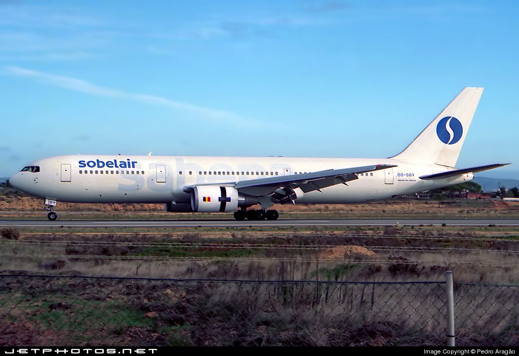 Amazon introduces Amazon One, the first aircraft in Prime Air livery ...