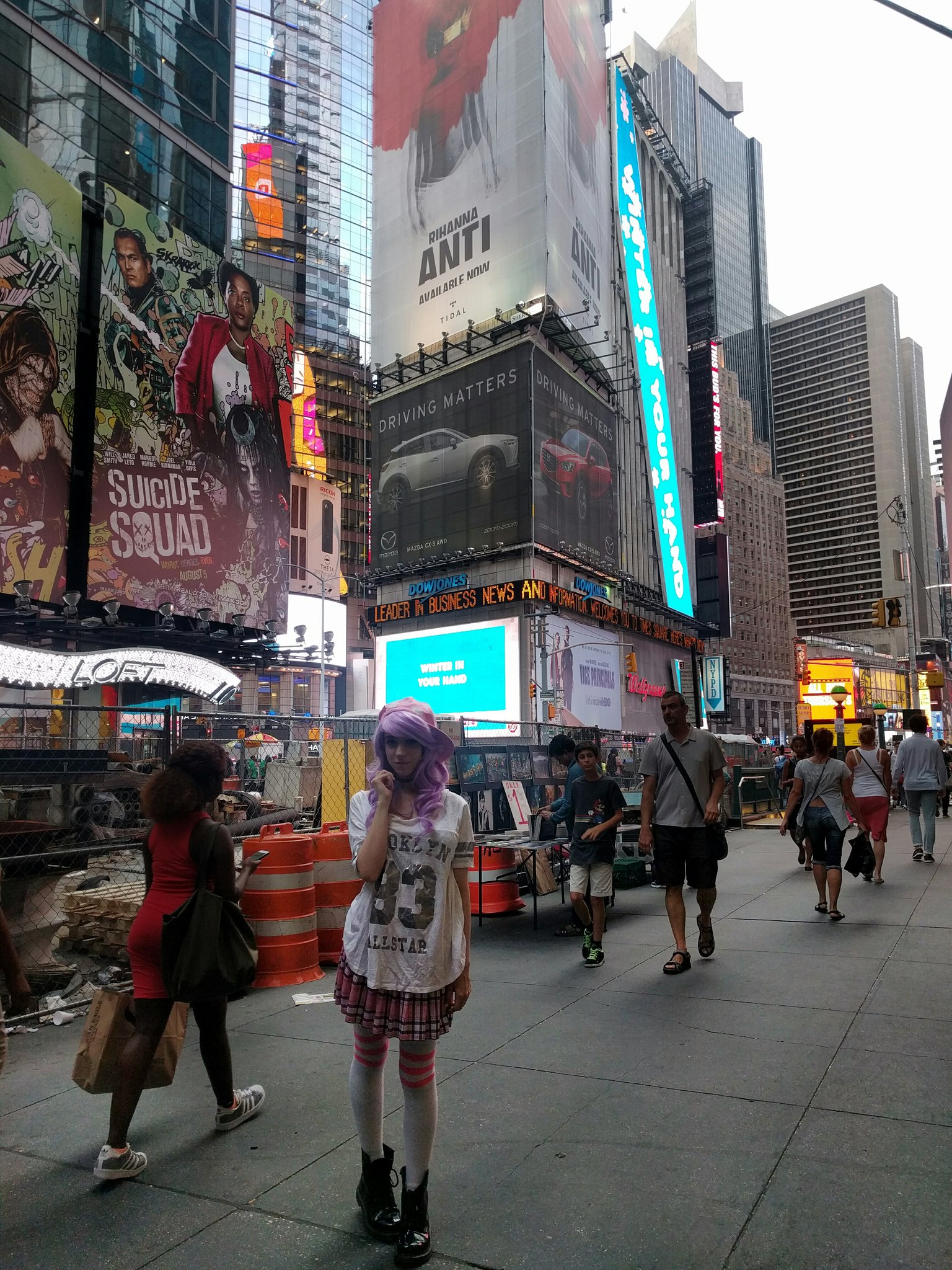 TW Pornstars - 1 pic. 🐅 Lana Rain 🦈. Twitter. #nyc :3. 11:01 PM - 5 Aug ...