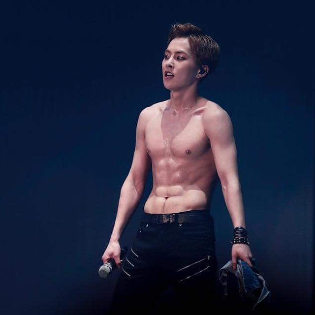 Xiumin Hot
