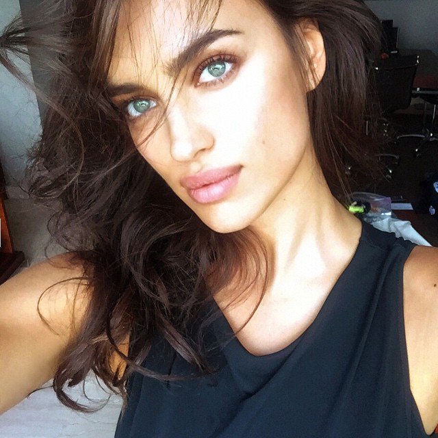 Irina Shayk Twitter