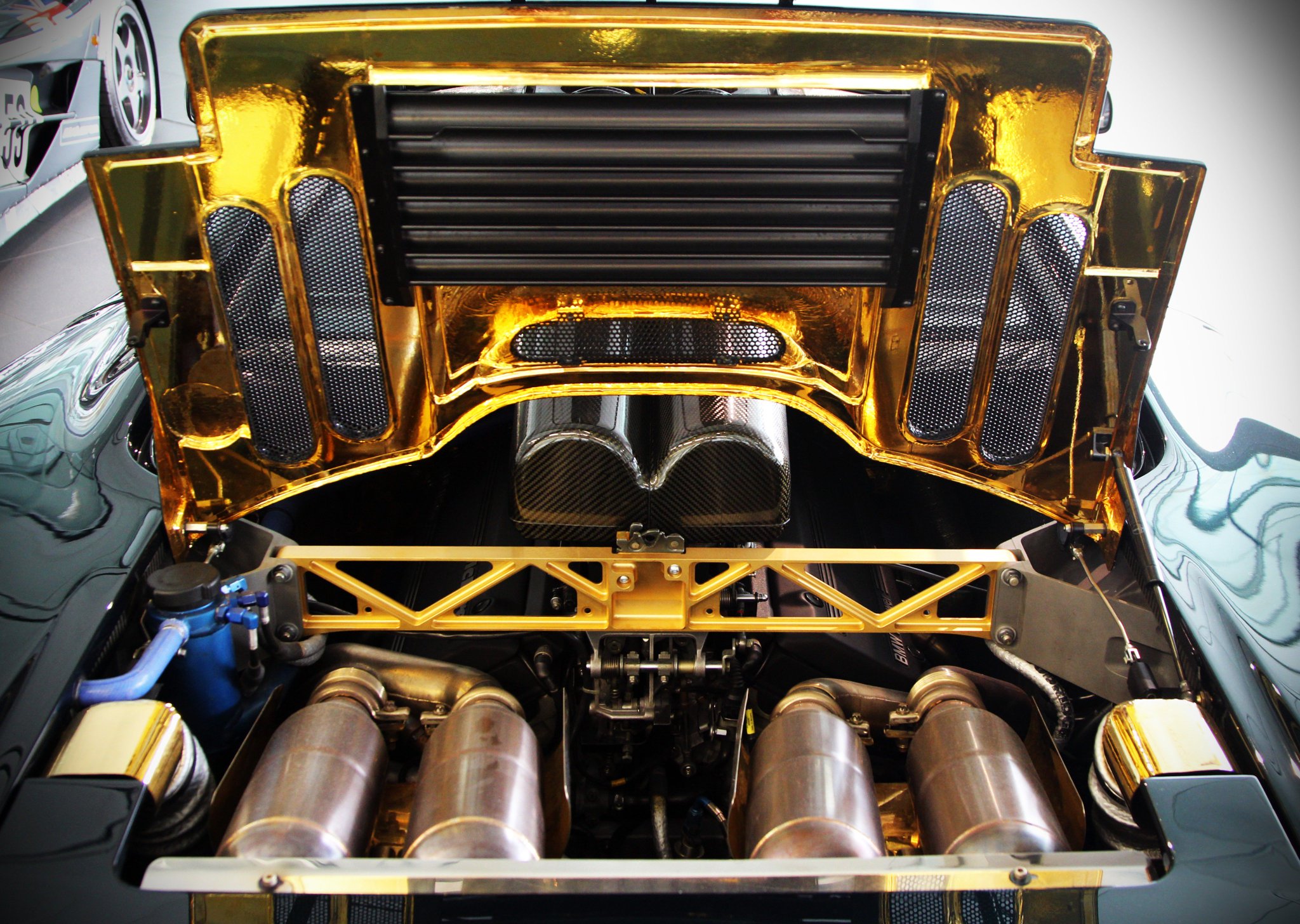 Mclaren F1 Gold Engine