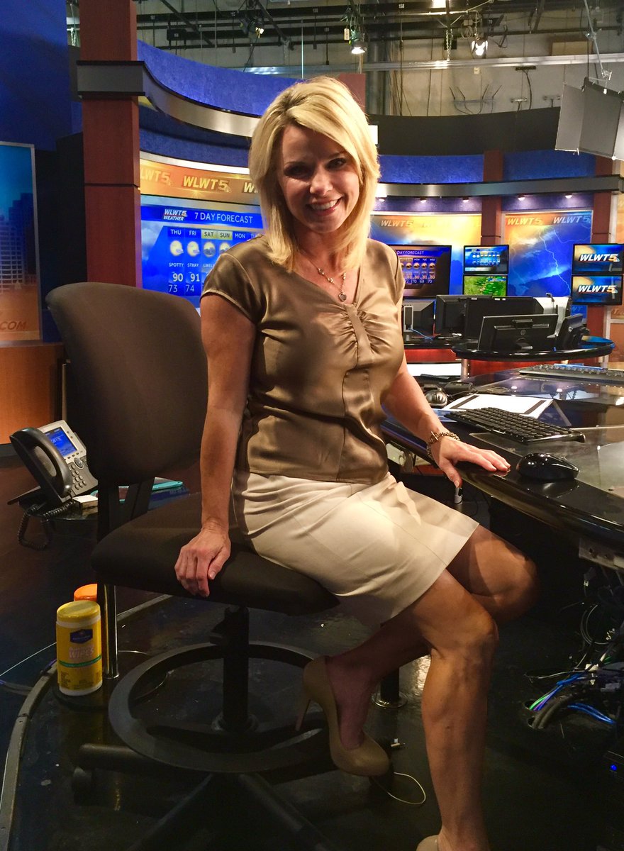 Got a new BOOSTER SEAT at work.... WITH a foot rest! This is L-I-V-I-N ...