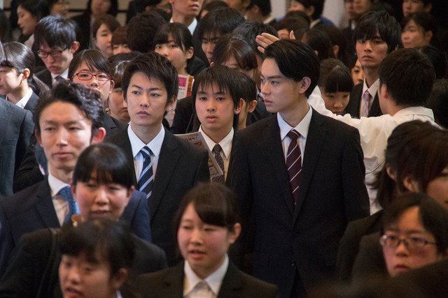 有村架純マニア on Twitter: "【RT推薦】 RT @1130hina85 RT @eiga_natalie: 「何者」佐藤健、有村架純、菅田将暉の3ショットなど新写真15点解禁 ...