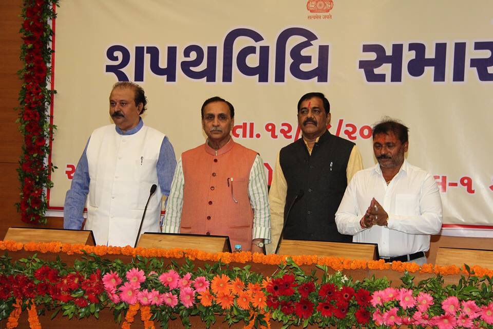 3 more Gujarat BJP MLAs take oath as Parliamentary Secretary | DeshGujarat