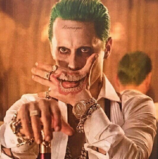 Gangster Joker Smoking