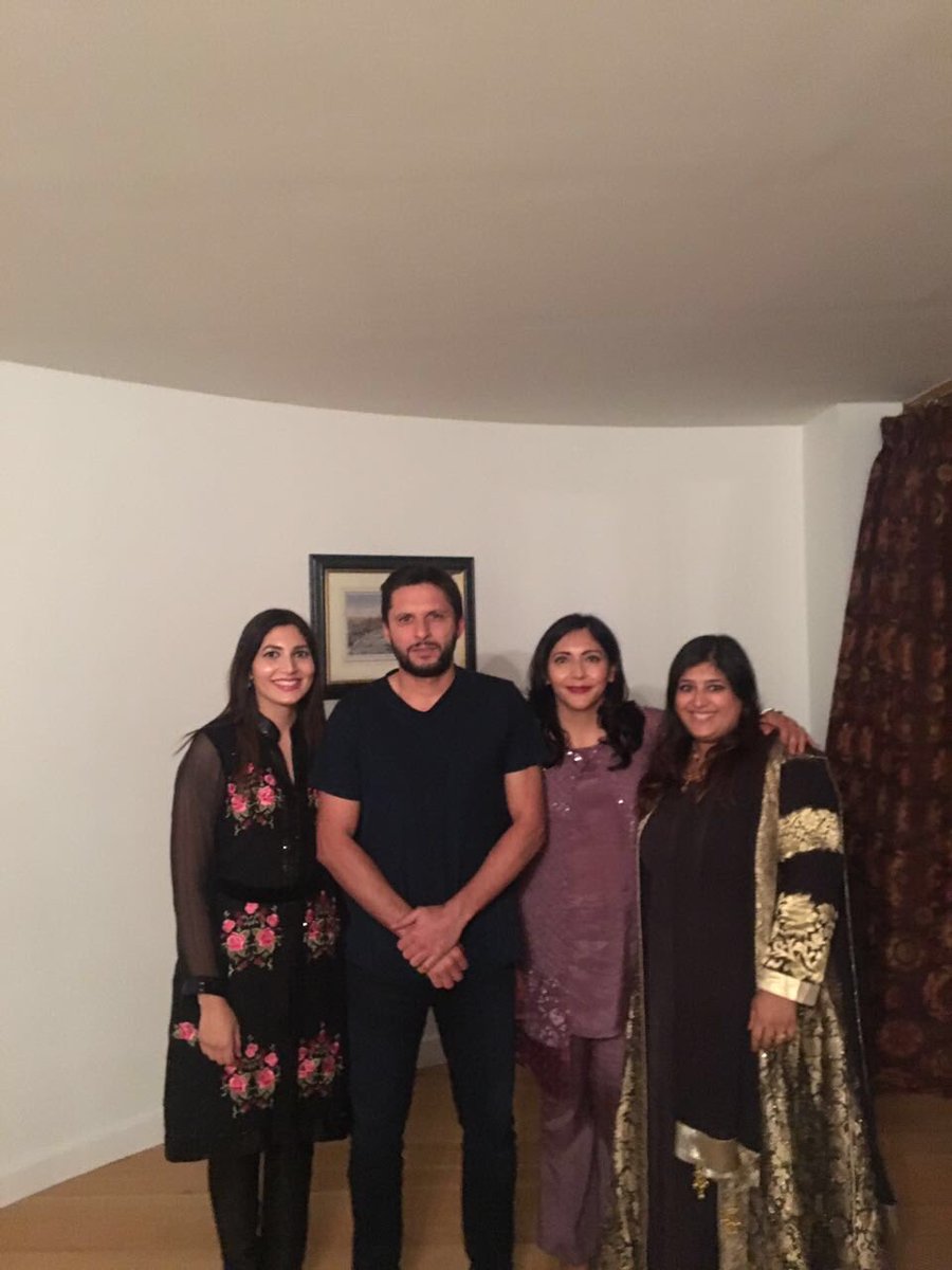 Saima Khan Stage Actress