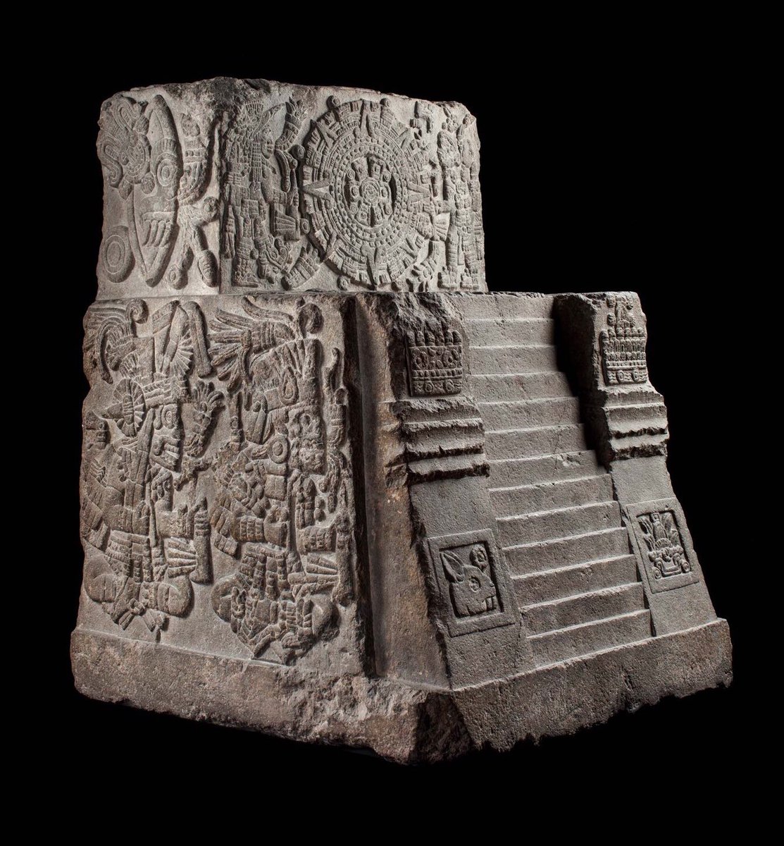 El hermoso teocalli de la guerra sagrada. Realizado durante el gobierno ...