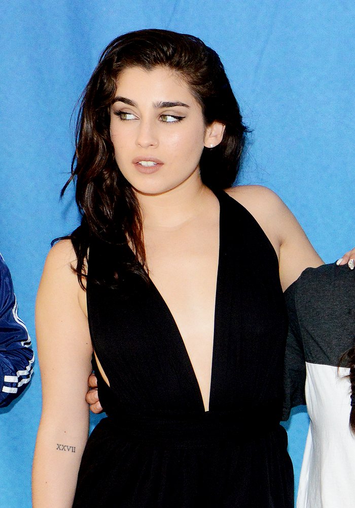 Lauren Jauregui Updates On Twitter Photo Lauren At The Mandg In