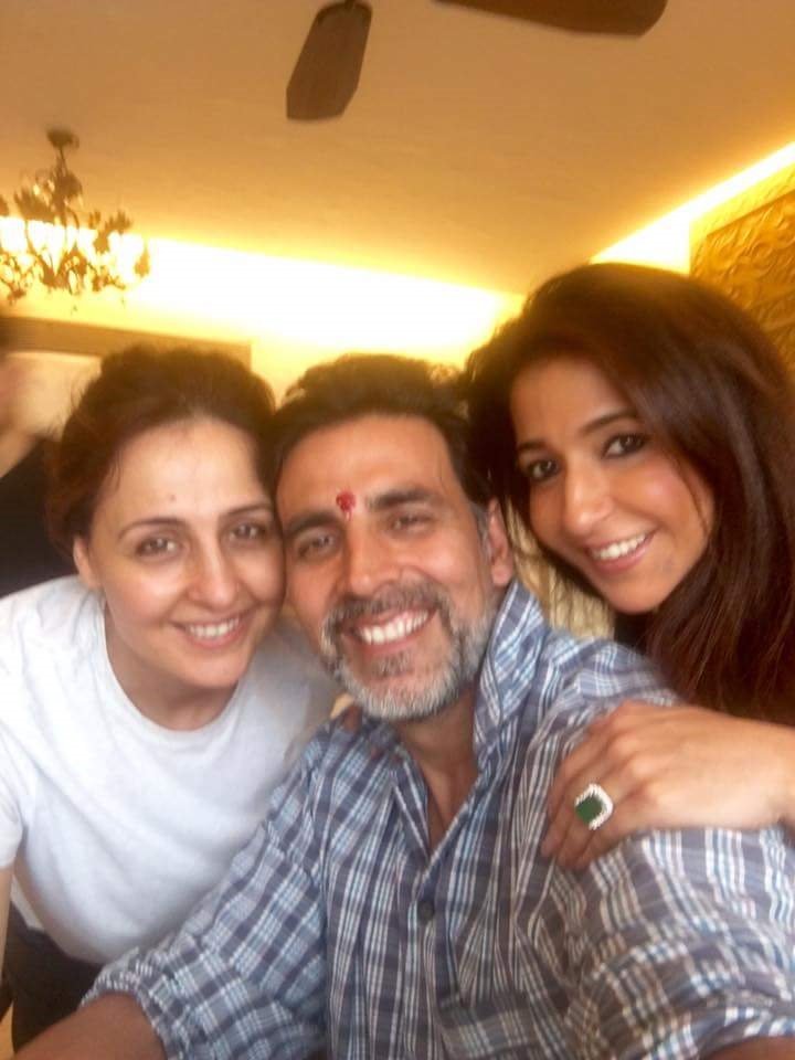 Akshay Kumar With His Sister