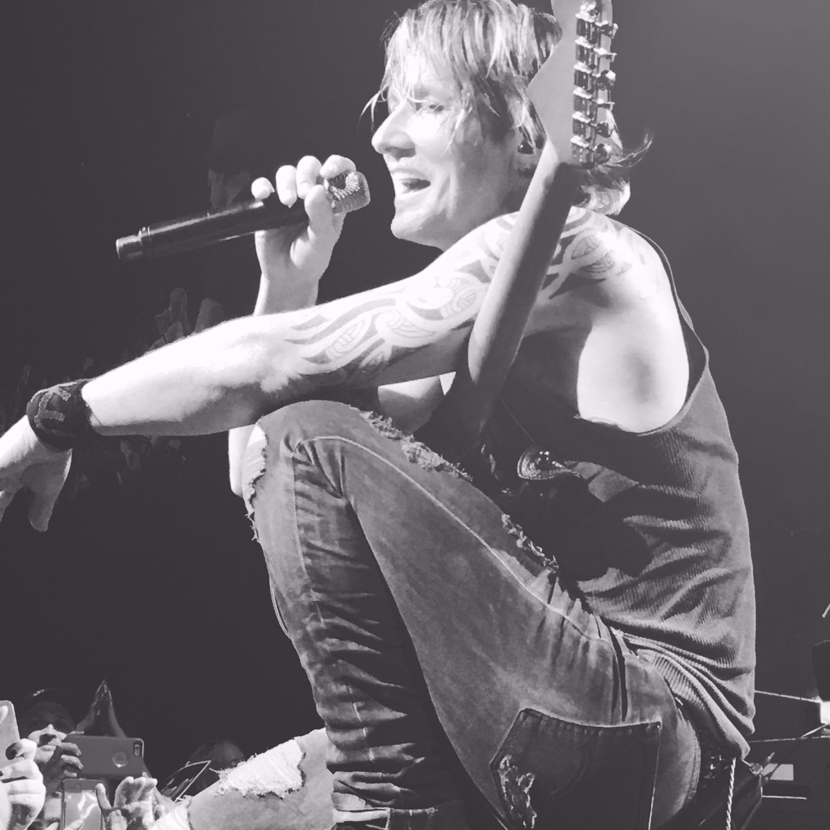 Keith Urban News Update…Keith On Tour: Virginia Beach, Virginia ...