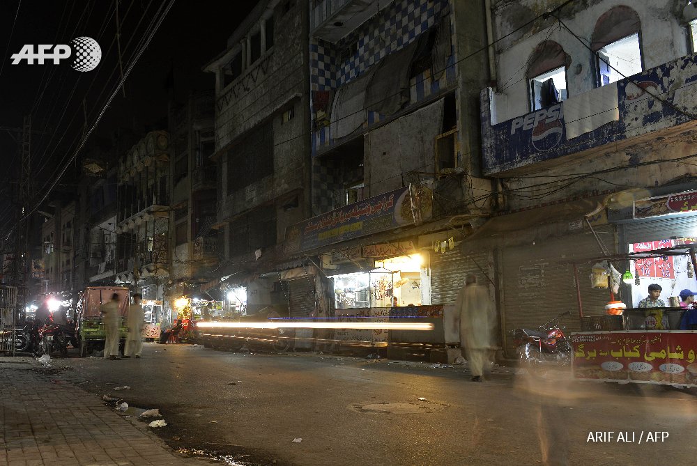 How technology killed Pakistan's historic red light district in Lahore ...
