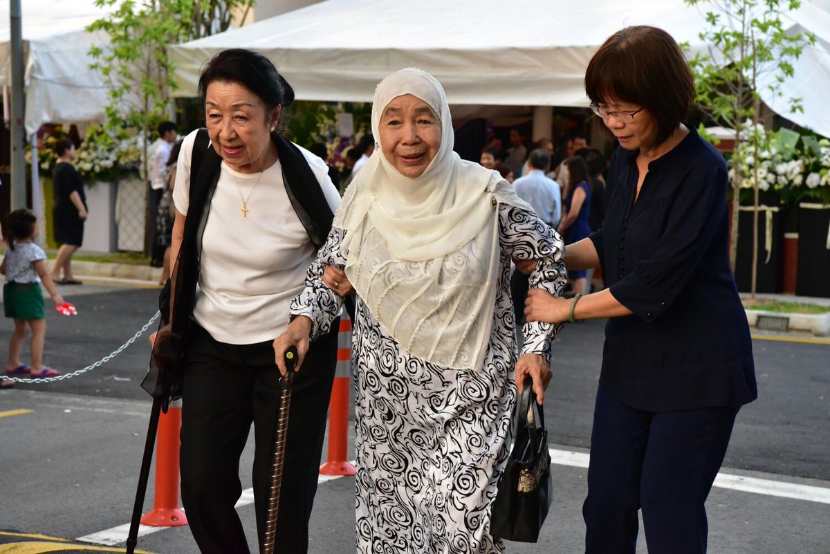 : Puan Noor Aishah, wife of S'pore's first president Yusof Ishak pays...