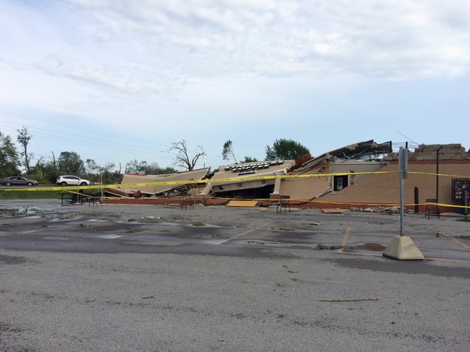 WeatherFanatics: State Of Emergency Declared After 'Large and Extremely ...