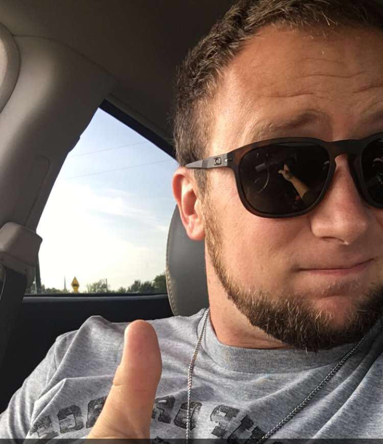 Josh Paris's Instagram, Twitter & Facebook on IDCrawl