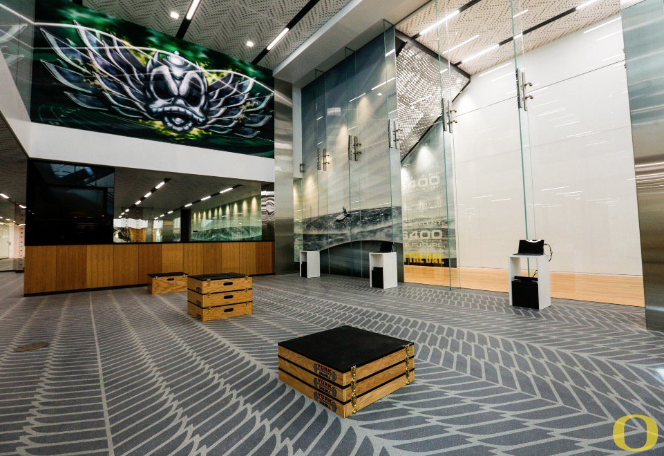 Oregon debuted their new lavish Sports Performance Center named after ...