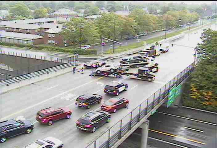 Accident has Union Road in Cheektowaga blocked on the 33 overpass ...