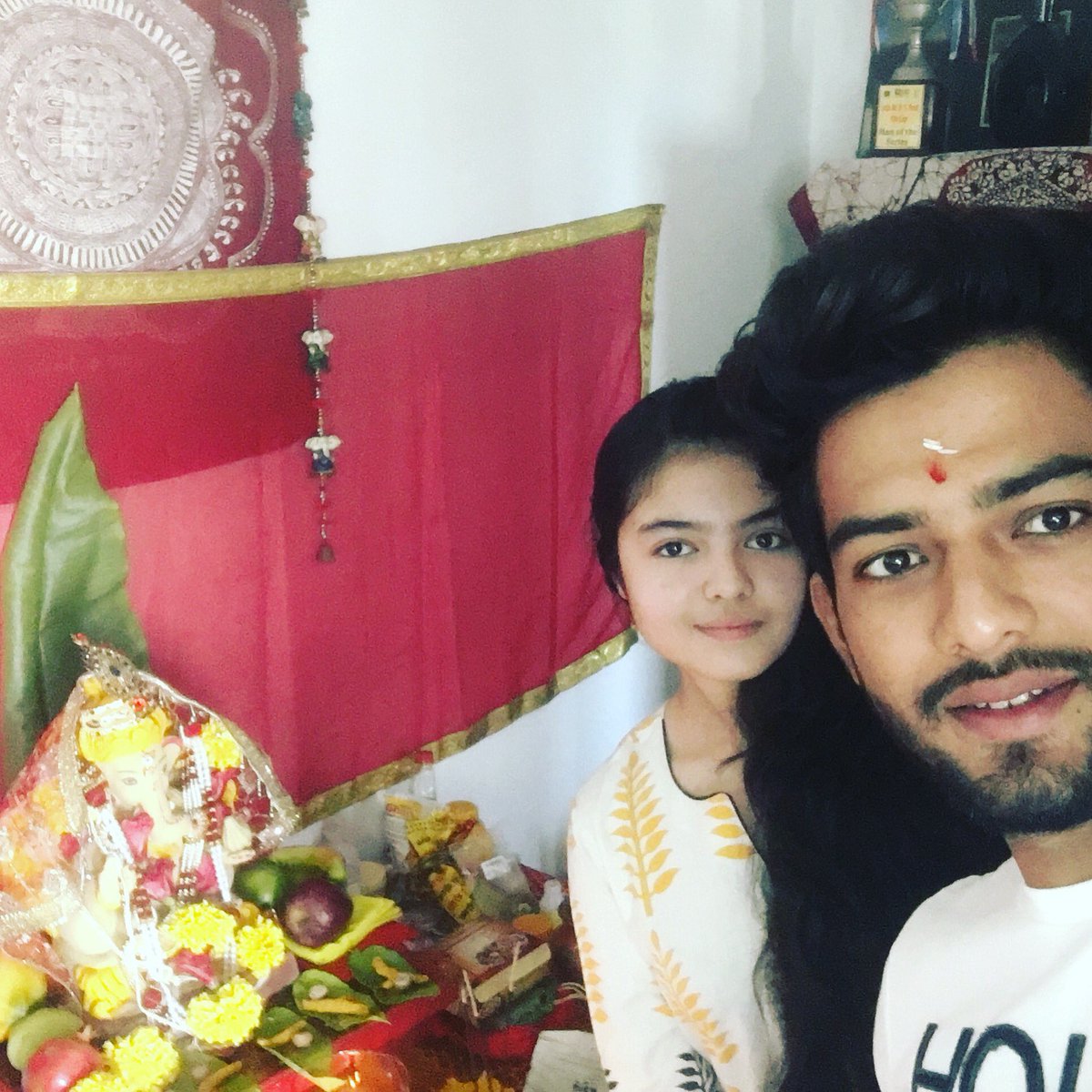 Unmukt Chand Sister Name