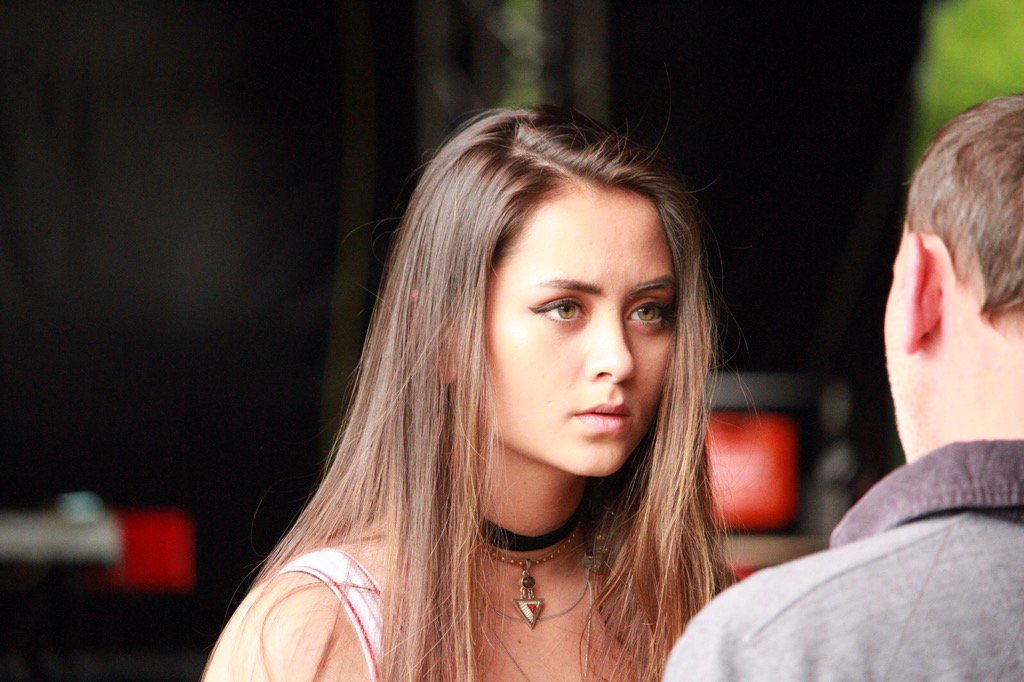 john_mendones (@johnex45) | Twitter