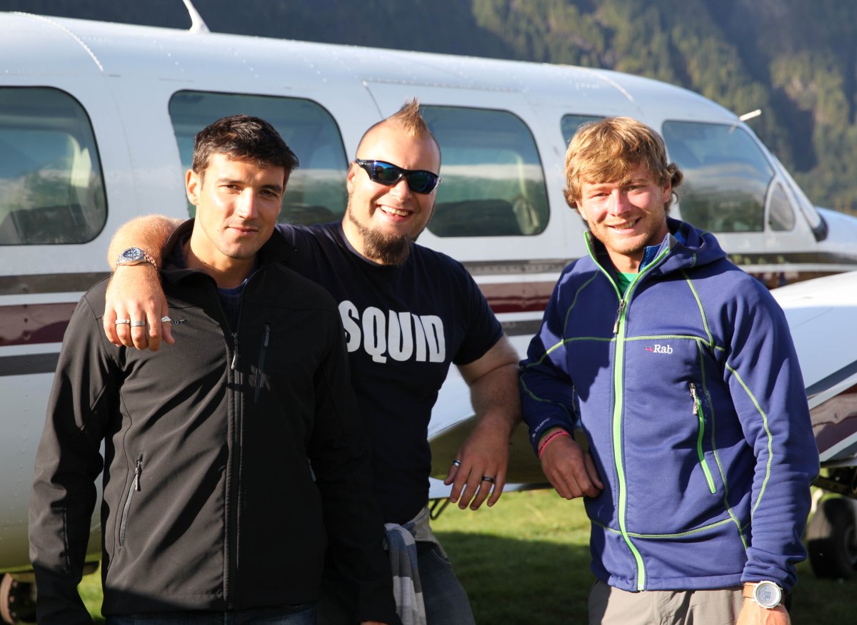 Charlie, Jay and Blowfish go salmon fishing in British Columbia in ...