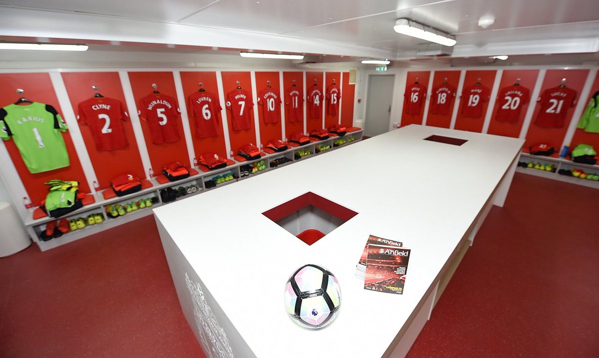 Inside Anfield: Liverpool 4-3 Real Madrid Legends Match (includes new ...