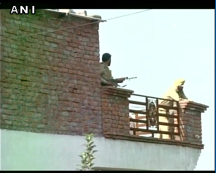 ANI on Twitter: "J&K: 1 terrorist killed in an ongoing encounter with security forces in Poonch ...