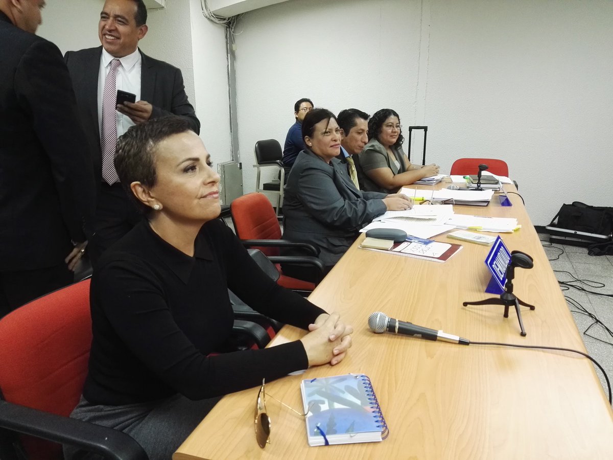 Exprimera dama Vanda Pignato se presenta en la 2 cámara de lo civil ...