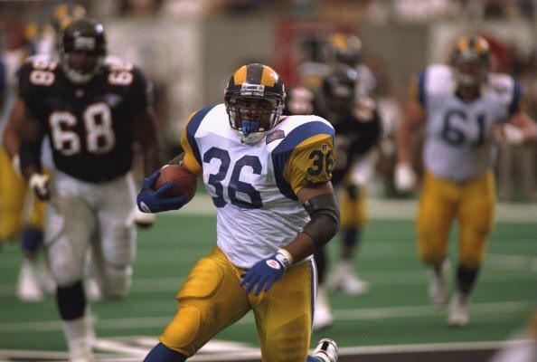 This Week In 1994: Los Angeles Rams RB Jerome Bettis in game vs Atlanta ...
