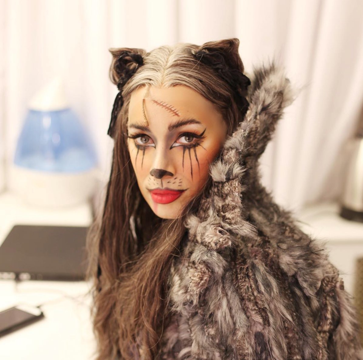 Pretty Wolf Makeup