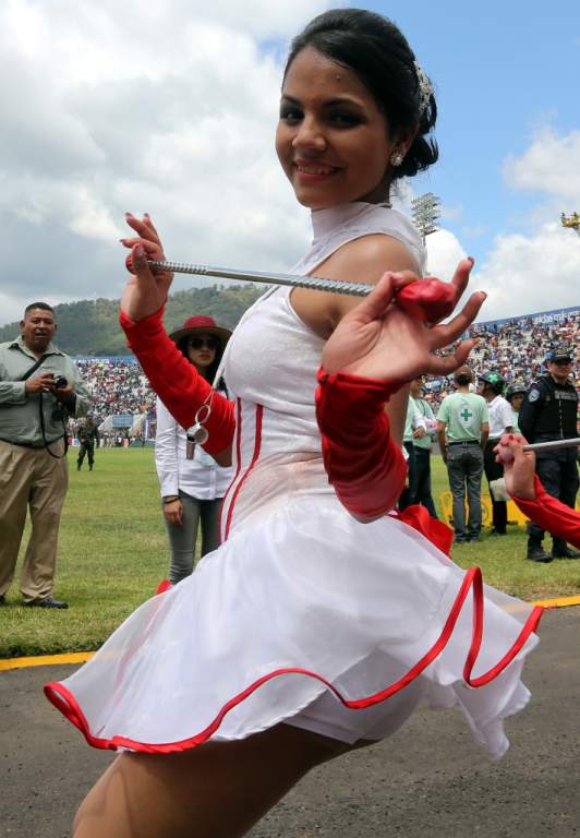 : #Honduras Las palillonas más hermosas en los desfiles patrios del ...