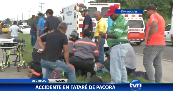 Bus de la ruta Cañita-Chepo fue chocado por vehículo sedán y perdió el ...