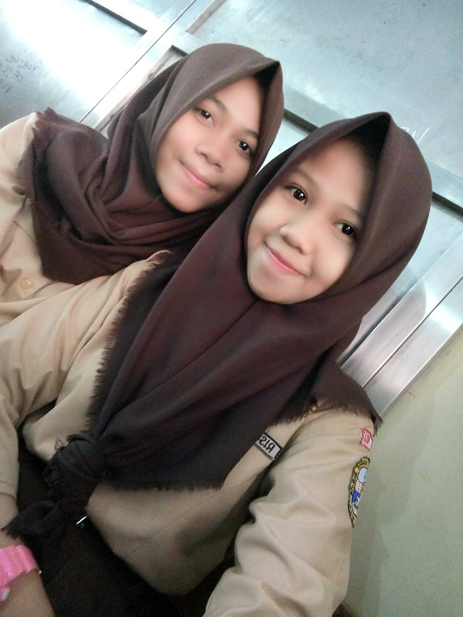 Riska Dewi Agustin (@dewia_riska) | Twitter