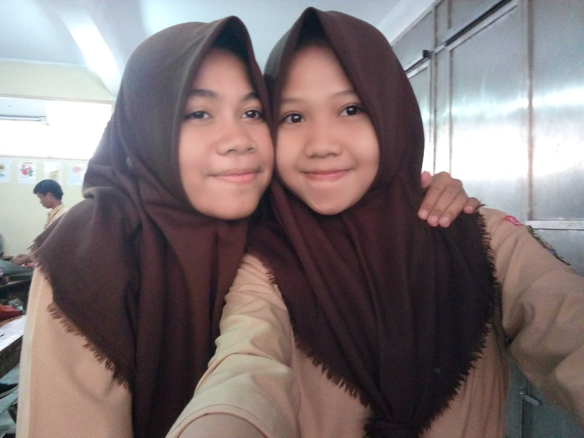 Riska Dewi Agustin (@dewia_riska) | Twitter