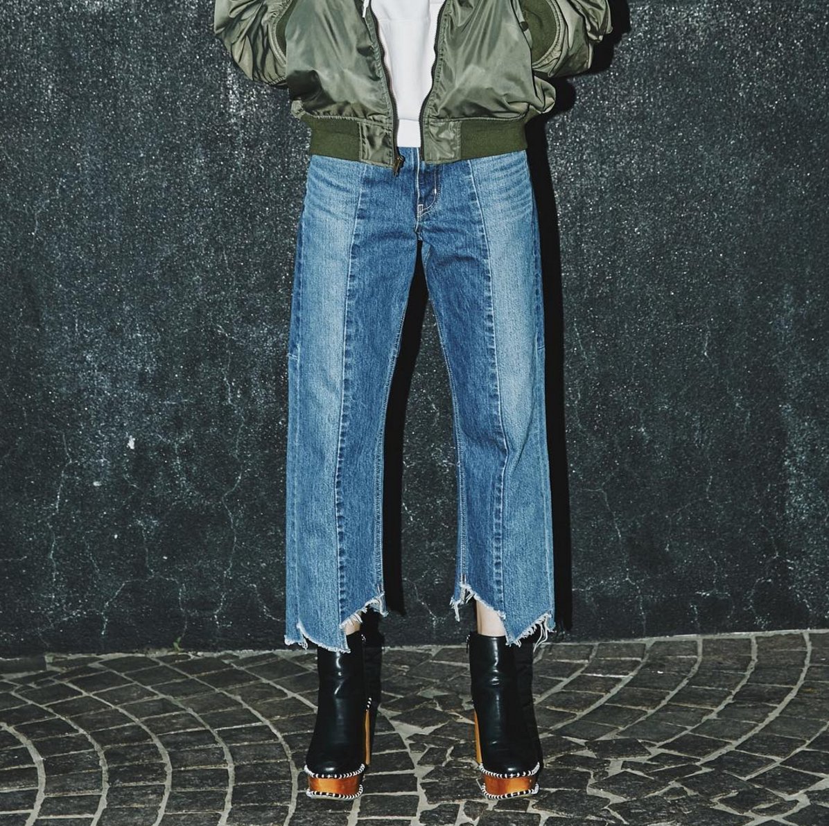 moussy official on Twitter: "MOUSSY RESTOCK ☑RANDOM CUT WIDE STRAIGHT (0109AH11-5740) ¥12,800 ...