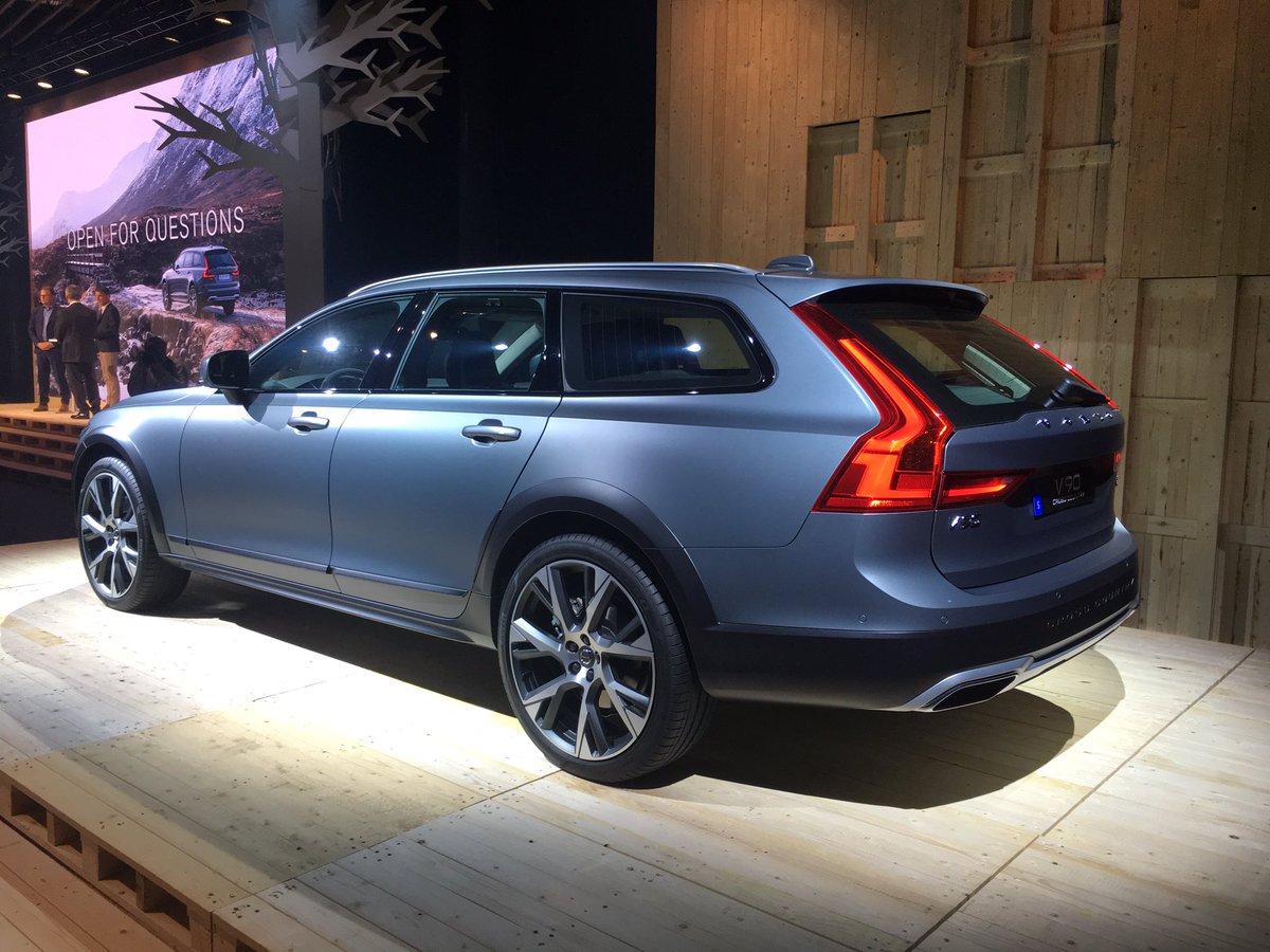 Volvo boss says beefed up v90cc is a real off-roader yet extremely ...