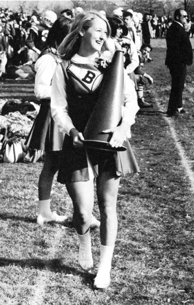 Meryl Streep as a High School Cheerleaders | NotableHistory | Scoopnest