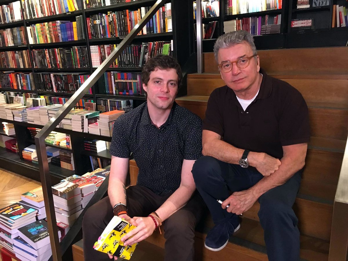 No GloboNews Literatura de hoje, edney27 entrevista Victor Heringer ...