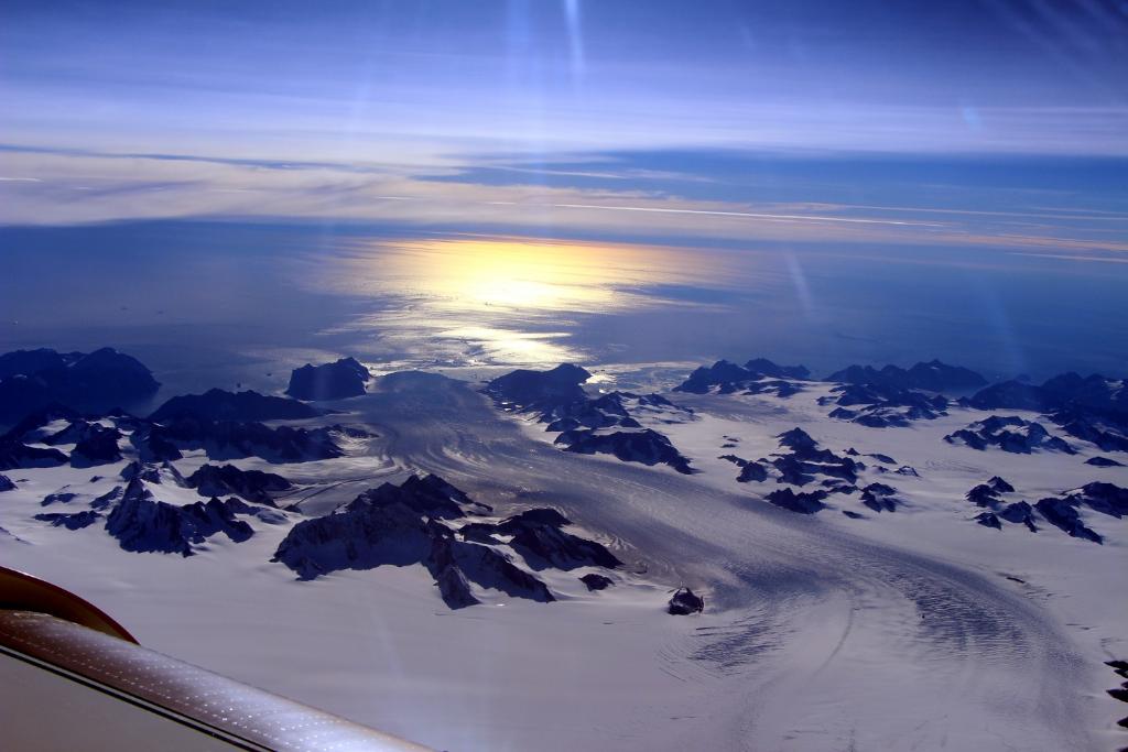 Midmorning sun seen in Greenland by our NASA_Ice Bridge mission as it ...