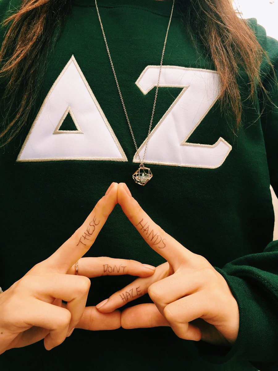 Delta Zeta Hand Sign