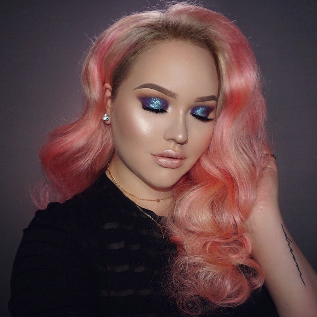 NikkieTutorials on Twitter: "MODERN MERMAID VIBES 🐳🐬 Tutorial now up on my channel! # ...