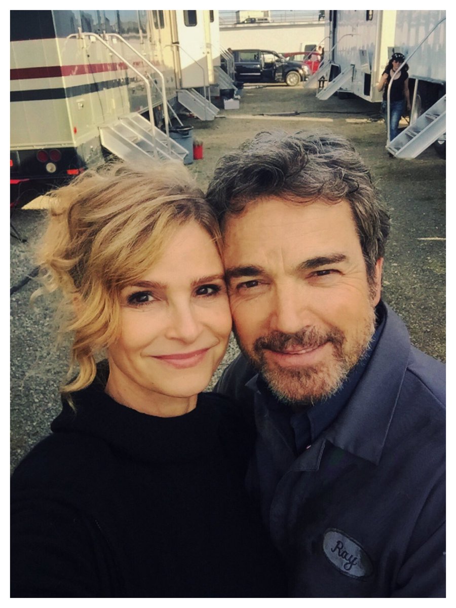 Jon Tenney And Kyra Sedgwick