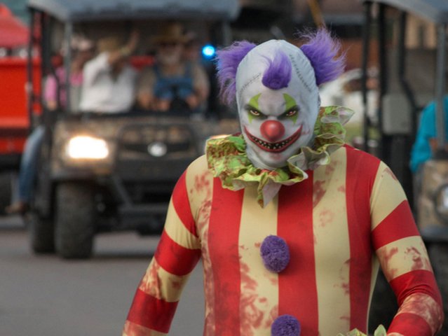 FBI getting involved in creepy clowns case after threats made | Scoopnest