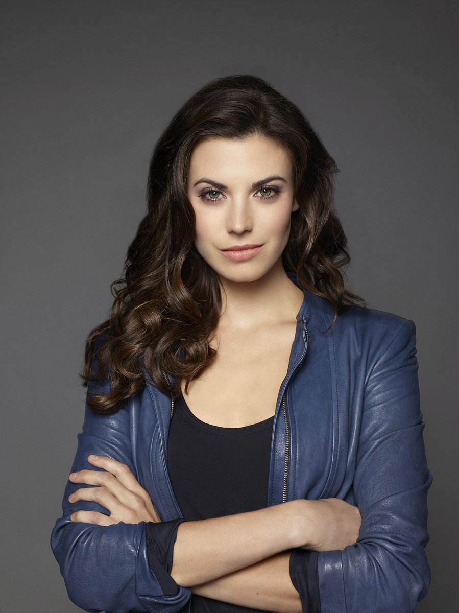 Meghan Ory Photoshoot