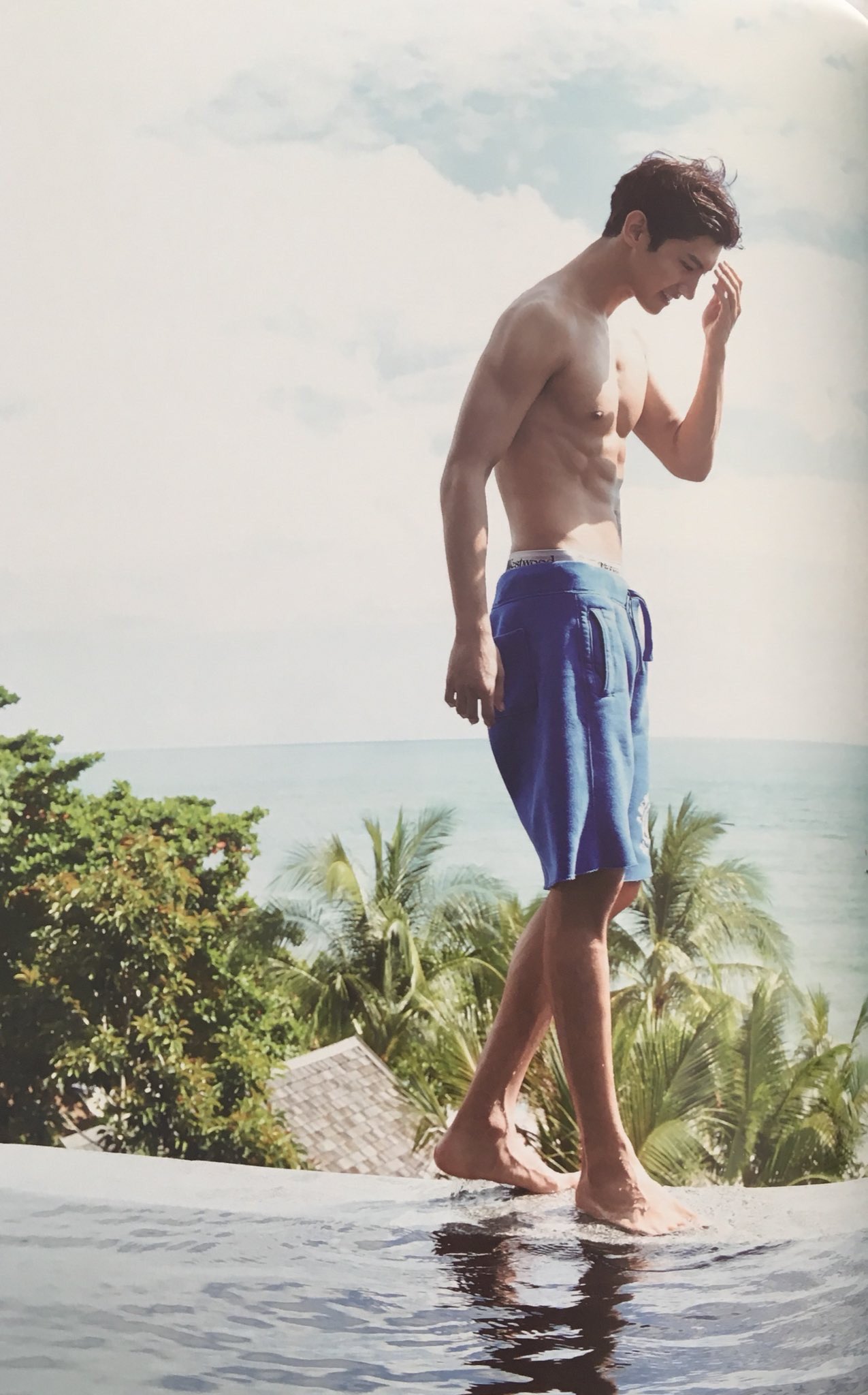 tomomin on Twitter: "やっぱりココだった！椅子が一緒♡ https://t.co/m5ZRYdA0U6…