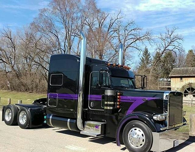 Peterbilt 379 Custom