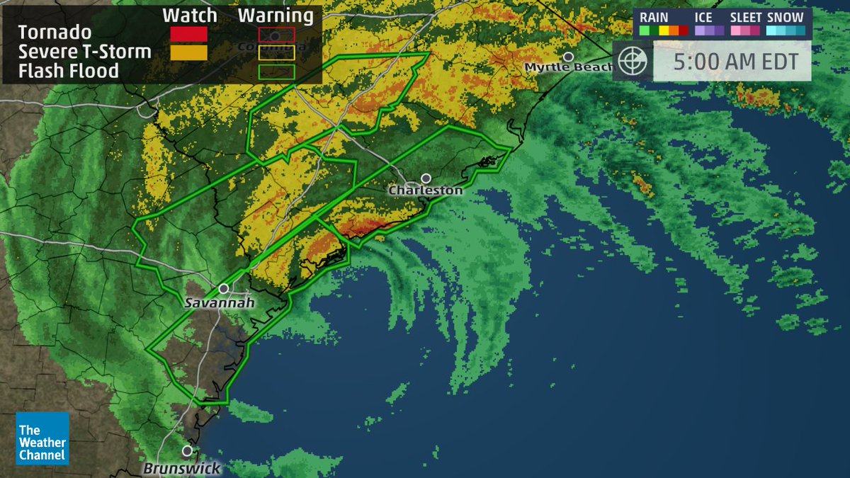 Storm surge near 6 feet in Charleston, SC. Eyewall of Matthew whipping ...
