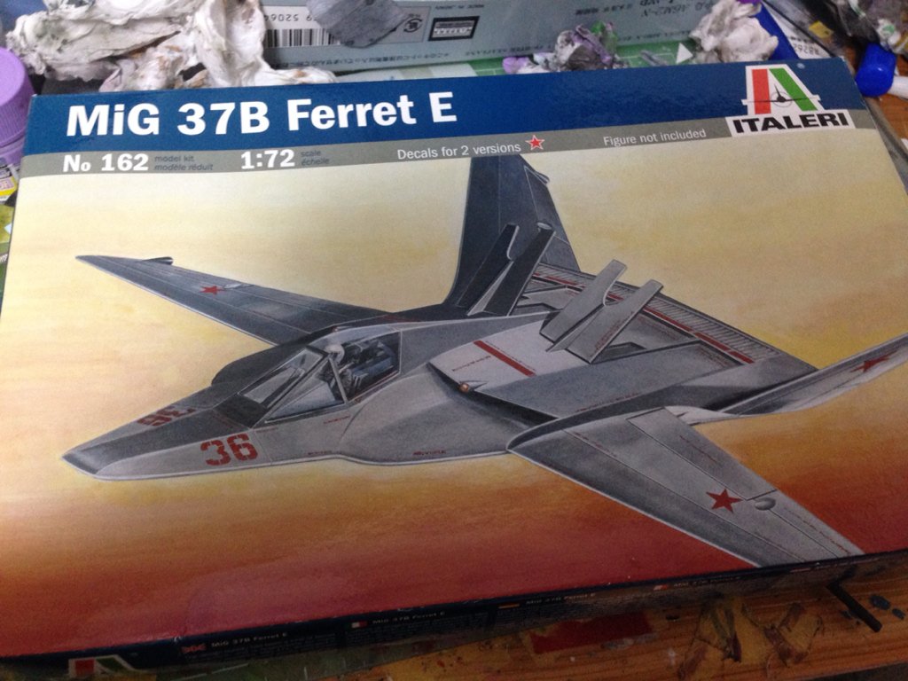 イタレリ(ITALERI) 1/72 MiG-37B 「フェレット」 製作記 - posfie