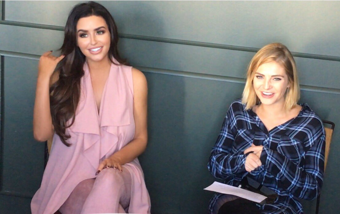 Had so much fun today at my live interview for DISTRACTIFY ☺️ Abigail ...