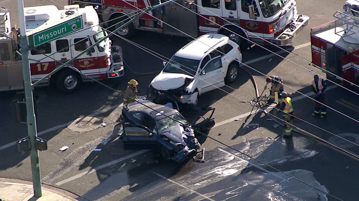 NOW: Officials investigating crash at 7th St/Missouri. Intersection to ...