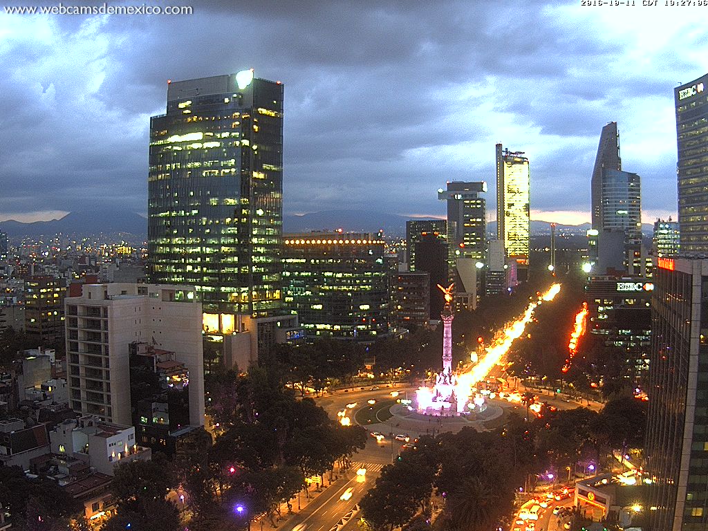 Paseo de la reforma, ciudad de méxico #cdmx, este martes al atardecer ...