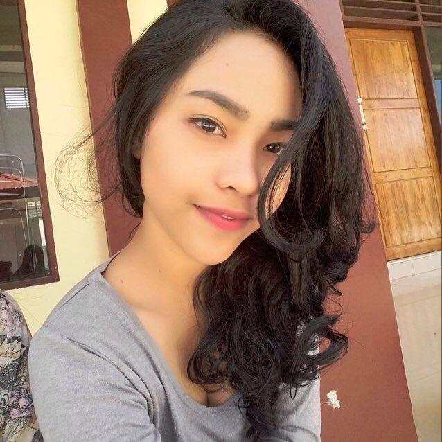 pebo on Twitter: "Come hangout with me > Tangerang city💃🏻 on #BIGOLIVE. https://t.co/sb6tC1nM3b ...